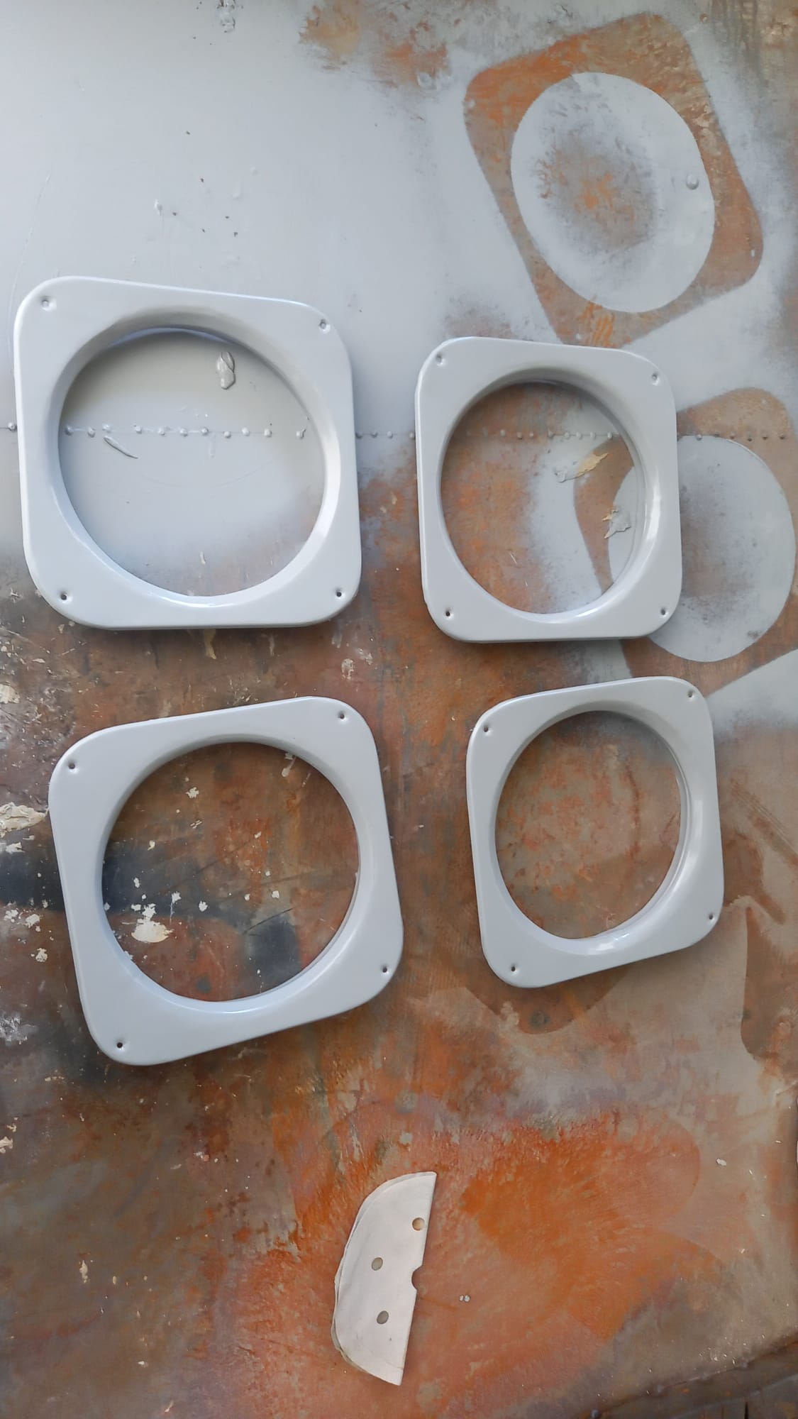 Series 2a and 3 Headlight frame set – Bespoke Series